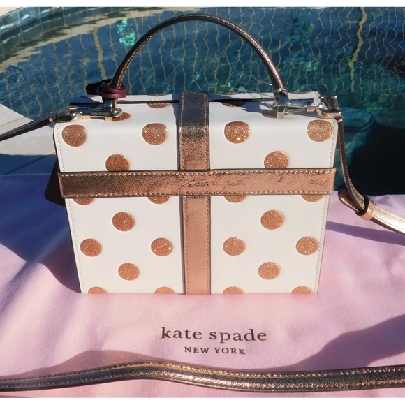 kate spade | Bags | Kate Spade Wrapping Party Gift Box Crossbody ...